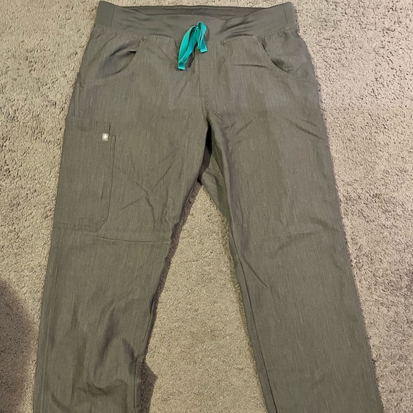 Figs | Pants & Jumpsuits | Figs Cargo Bottoms In Gray With Turquoise ...